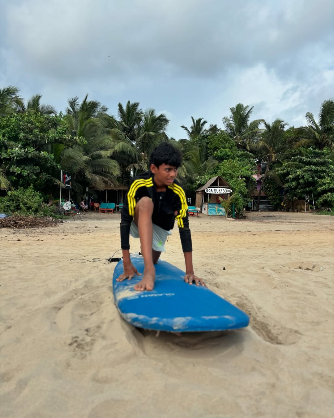 Surfing with Goa Surf School at Arambol beach – Kalendar Experiences